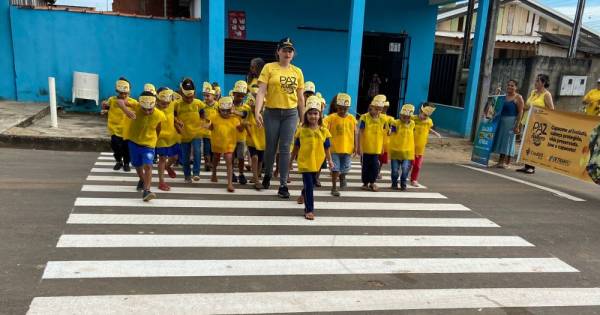 Detran-RO realiza passeata com alunos da EMEI Paulo Freire, em Ouro ... Detran-RO realiza passeata com alunos da EMEI Paulo Freire, em Ouro ...
